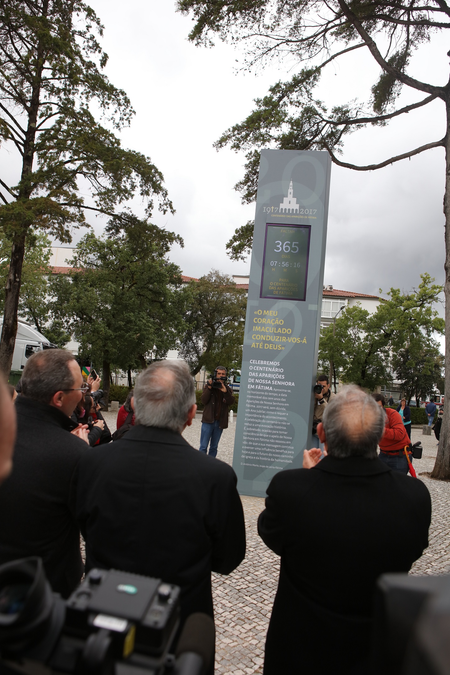 Santuário de Fátima | Santuário de Fátima inaugura relógio do centenário